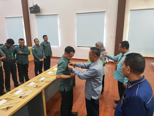 Penandatangan Perjanjian Kontrak Kinerja dan Penyematan PIN WBK pada ...